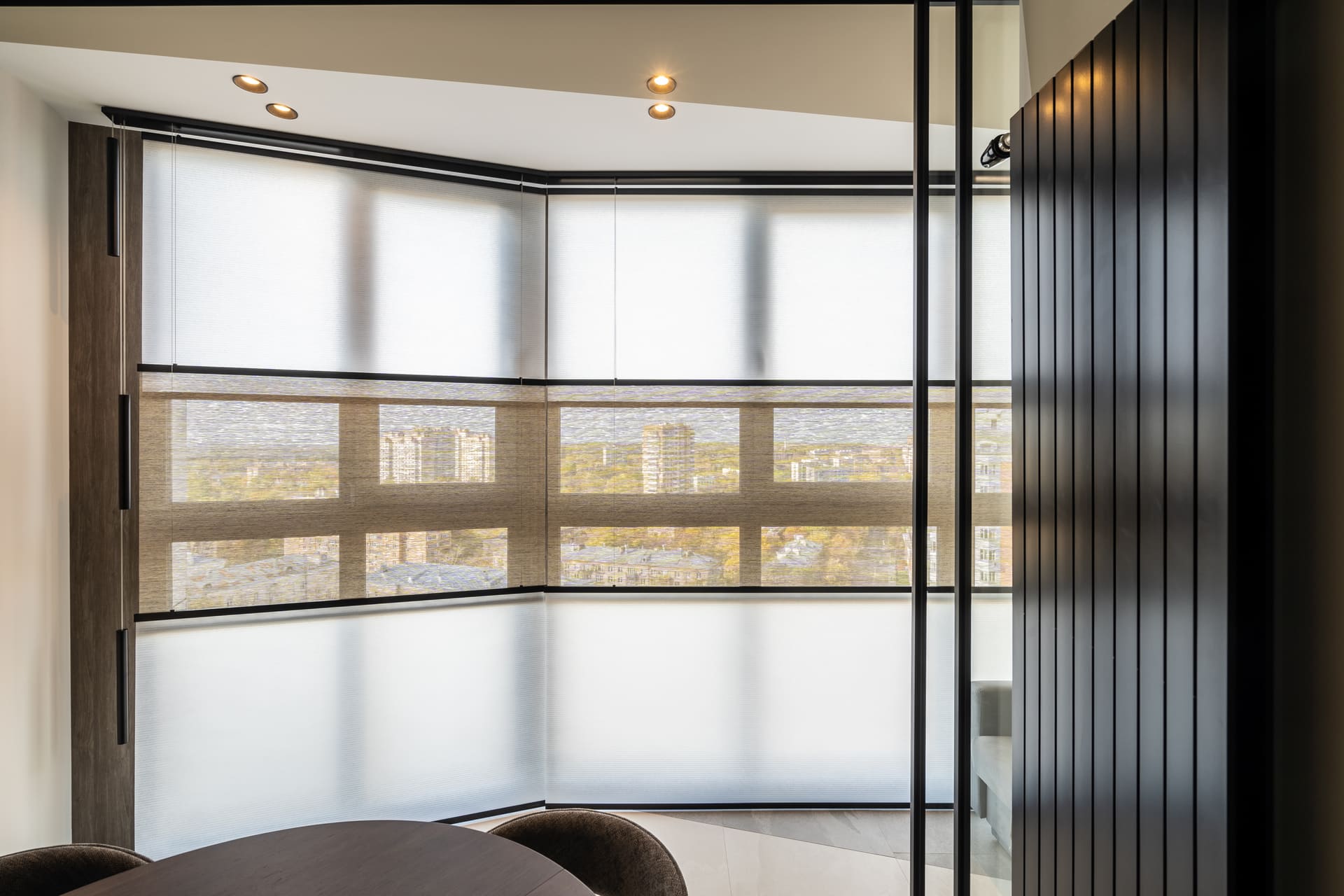 Flow - Horizontal Panel Solution